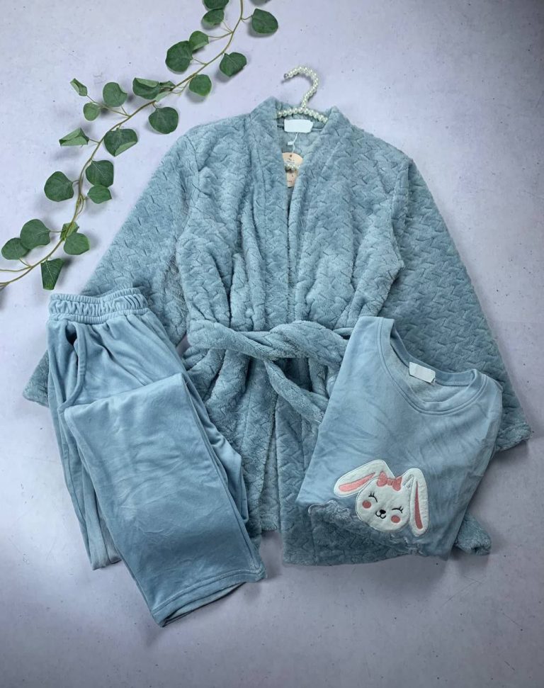 3 pieces velvet & fur cozy pijama set turkish fabric – Kiwi's Secrets